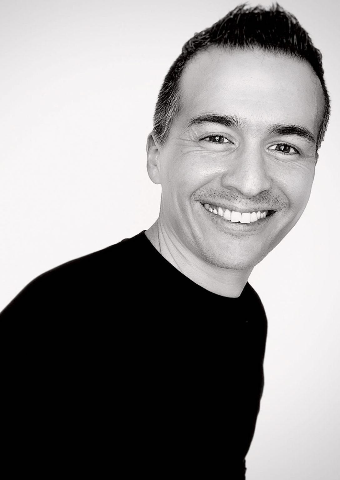 HÉCTOR OBREGOSO - Latido Producciones